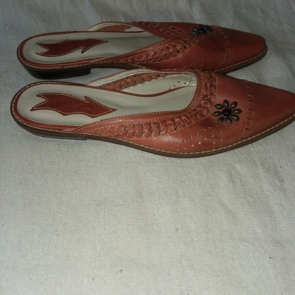 luna rosa | Shoes | Luna Rosa By Pazzo Slides 85 | Poshmark